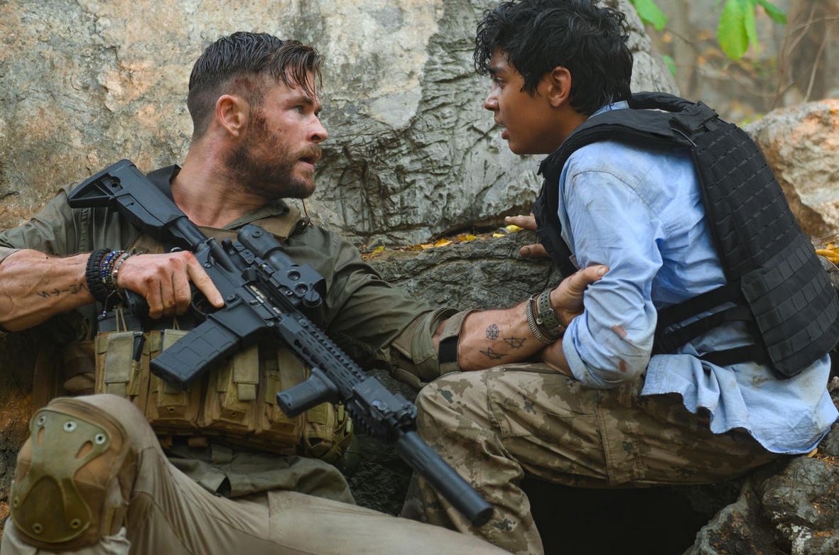 Resgate, estrelado por Chris Hemsworth ganha novas imagens e poster ...