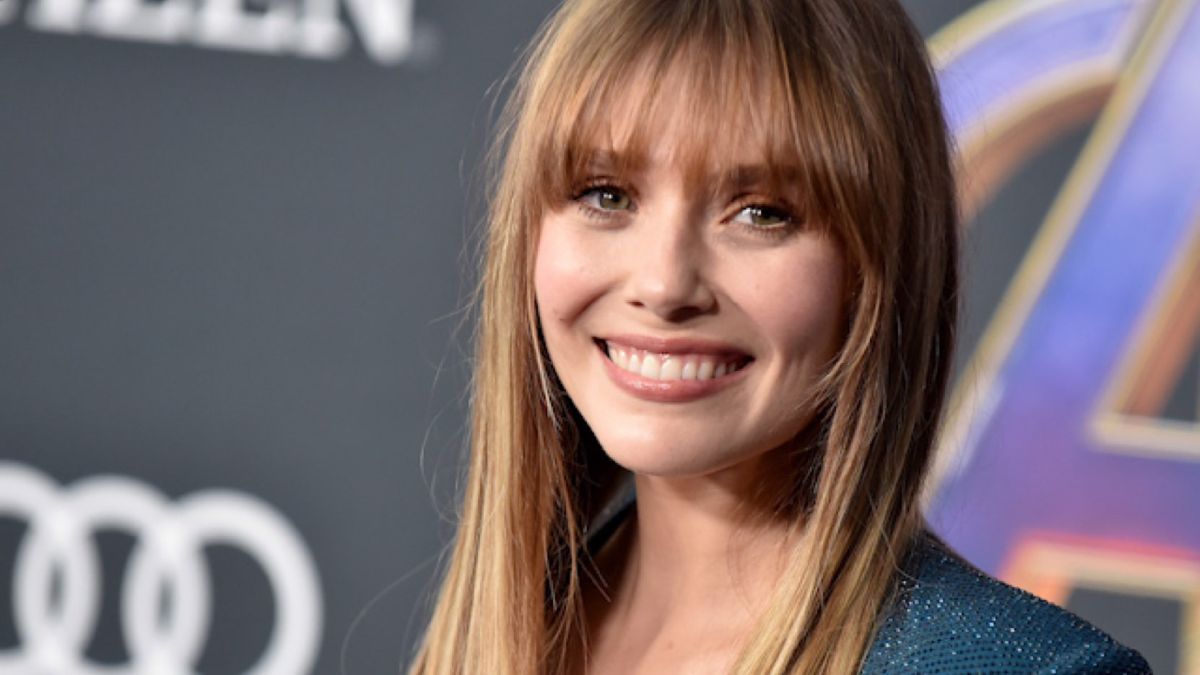 Elizabeth Olsen cancela participação em convenção devido a filmagens