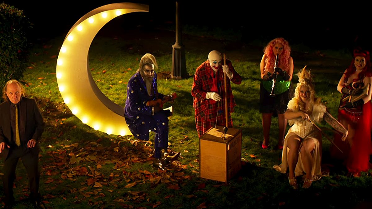 The Show: Primeiro filme de Alan Moore ganha trailer